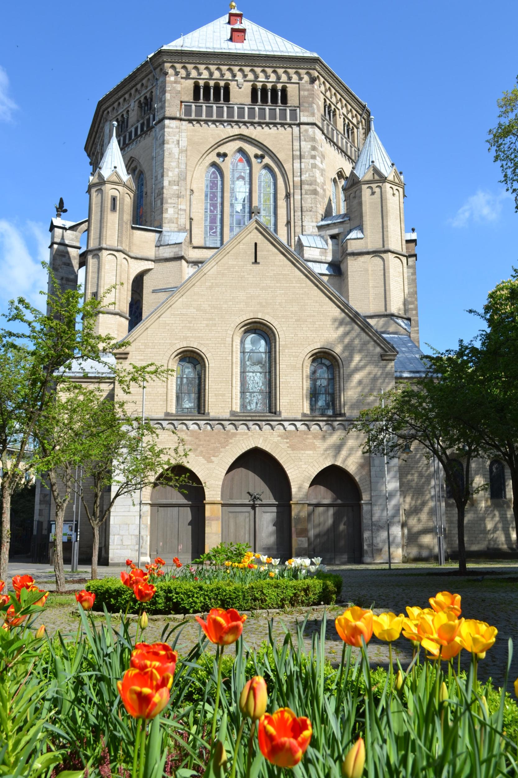 St. Gereon Köln: Gottesdienste, Führungen, Informationen